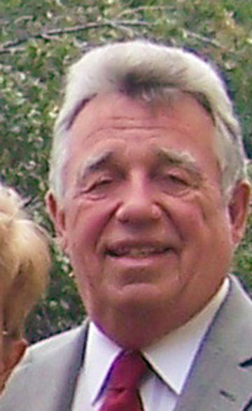 After former mayor raises cost concerns, off-duty police contract OK’d ...