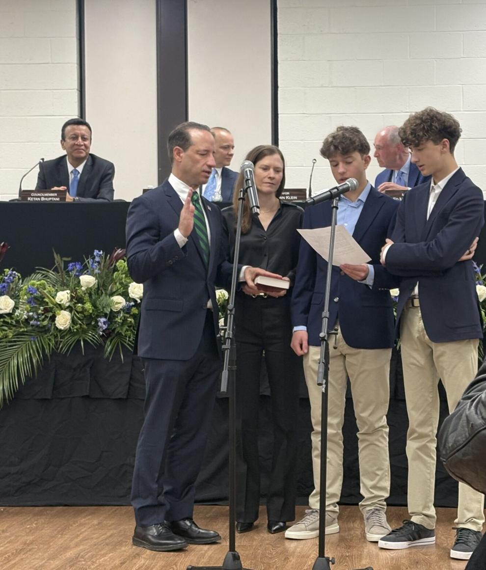 Shawn Klein sworn in as mayor at 2026 reorganization meeting | News ...