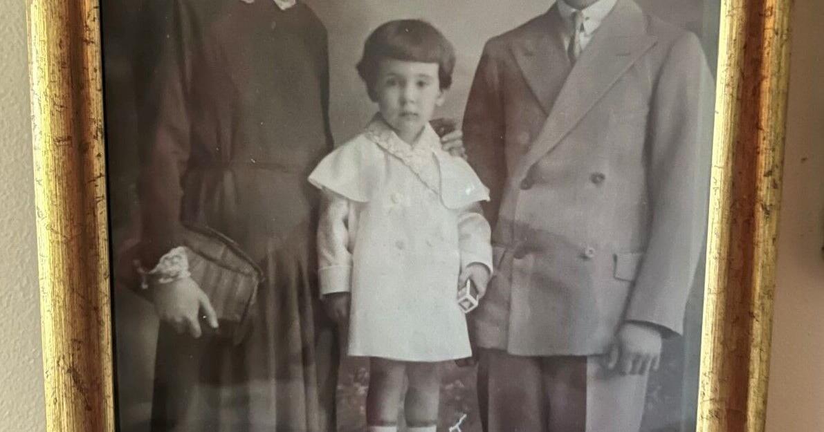 94-year-old Caldwell author revisits life as a Palestinian Jew | News ...