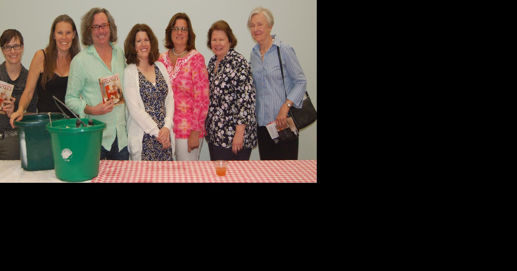 'Cocktail Whisperer' Warren Bobrow returns to Long Hill Library | News ...