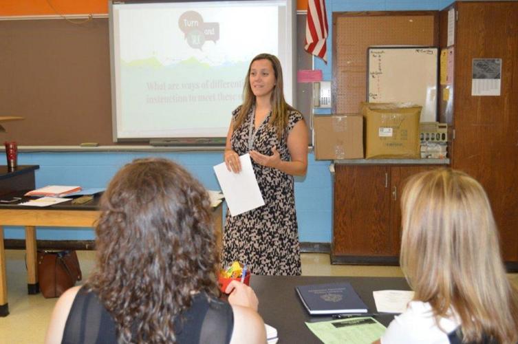 Fernbrook Elementary invites students back for new year | News ...