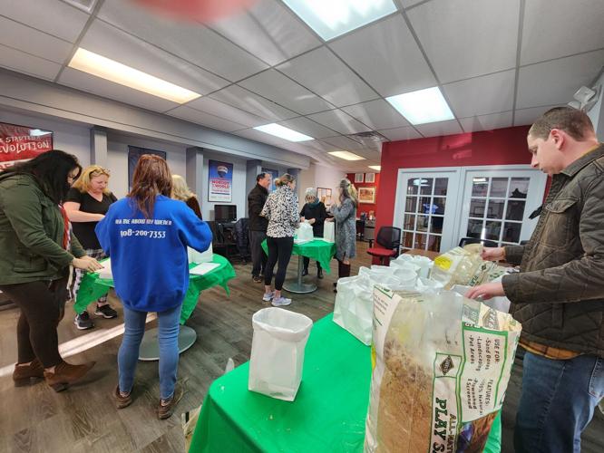 Clinton downtown lit by luminaries for Candle Light Night | News ...