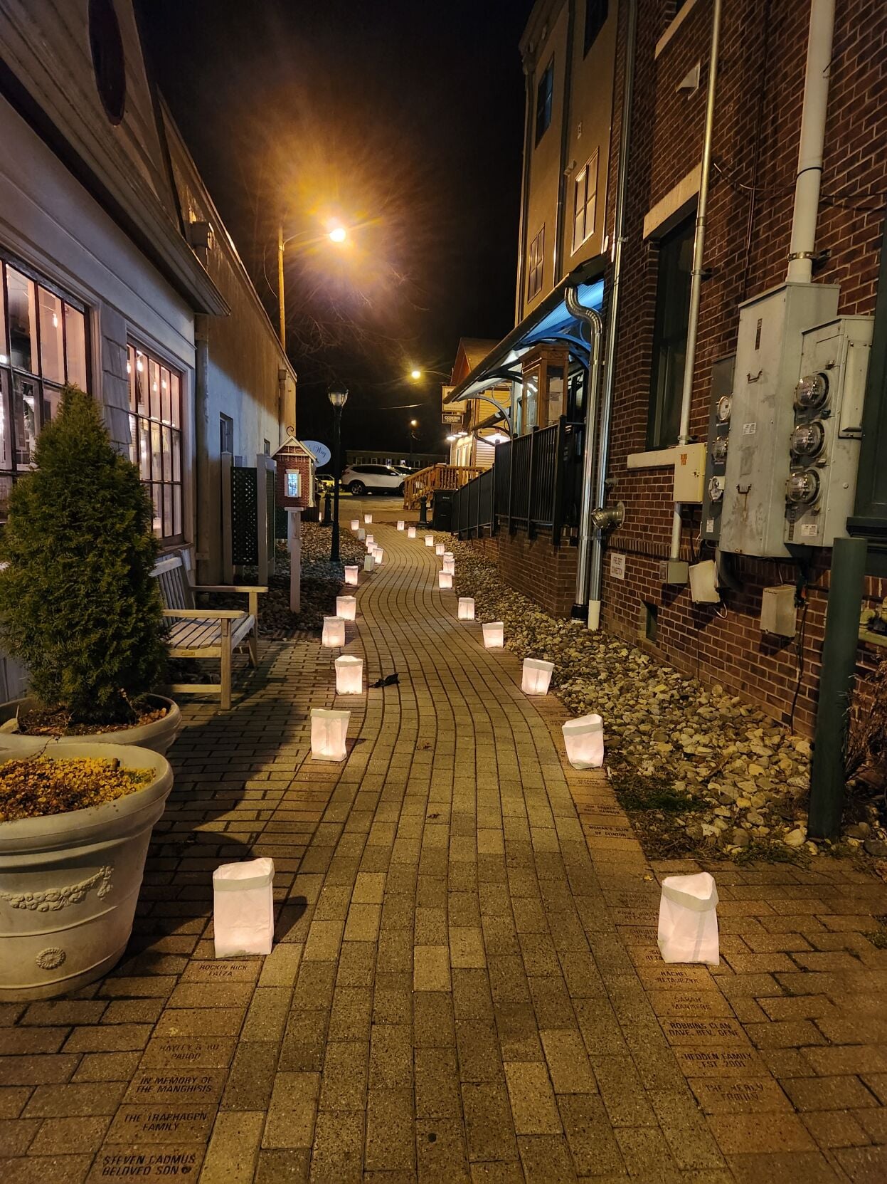 Clinton downtown lit by luminaries for Candle Light Night | News ...
