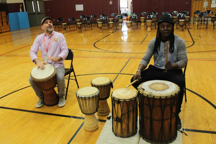djembe drums dance