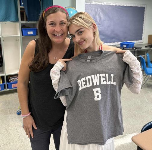 Actress Meg Donnelly returns to Bedwell School in Bernardsville | News | newjerseyhills.com
