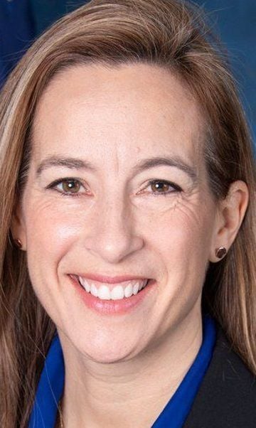 Doctor warns about fall variant surge at Sherrill town hall meeting ...