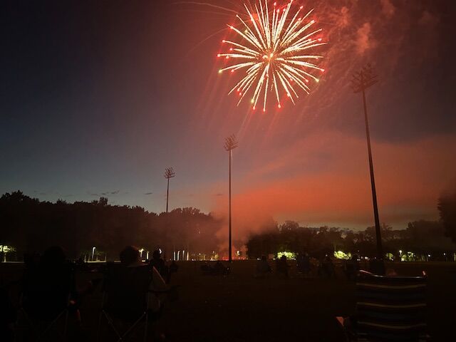 Fairfield fireworks go off with a bang | News | newjerseyhills.com