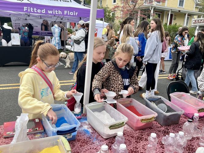 Thousands attend 22nd annual Stirling Street Fair | News ...