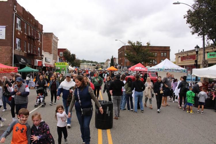 Caldwell Street Fair crowd estimated at 30,000 | News | newjerseyhills.com
