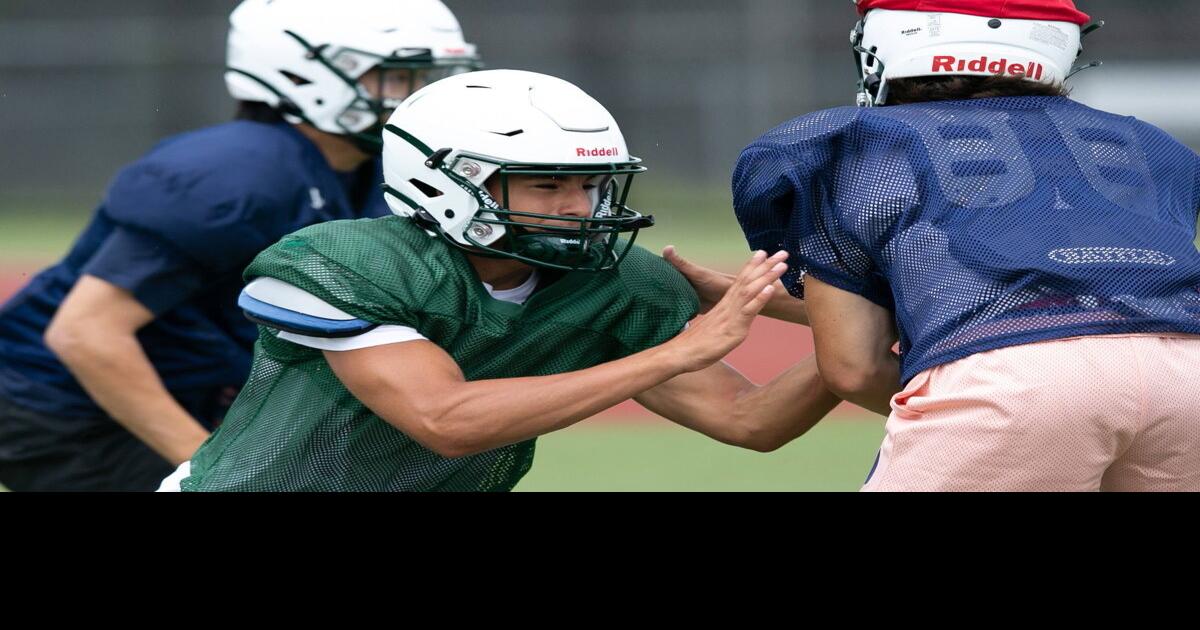 High school football preview: Montville Mustangs | Bold 54 ...