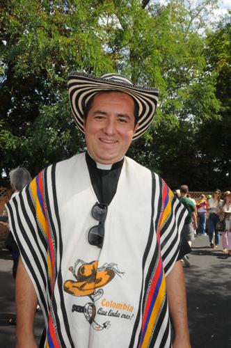 St. Vincent's in Madison bids farewell to beloved pastor 'Father George ...