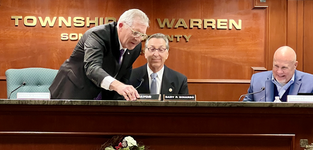 DiNardo tabbed as mayor, Lontai sworn-in at Warren reorg | News ...