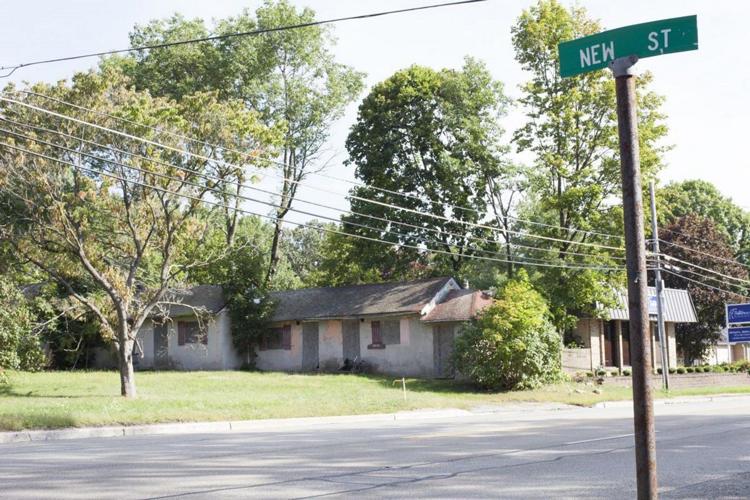 (VIDEO) An eyesore is no more, as old Budd Lake Hotel is demolished ...