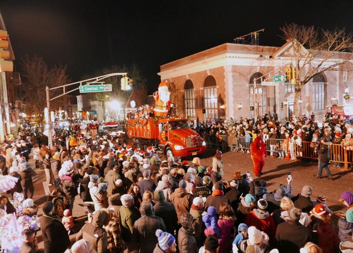 Madison's Christmas Parade lights up Main Street | News ...