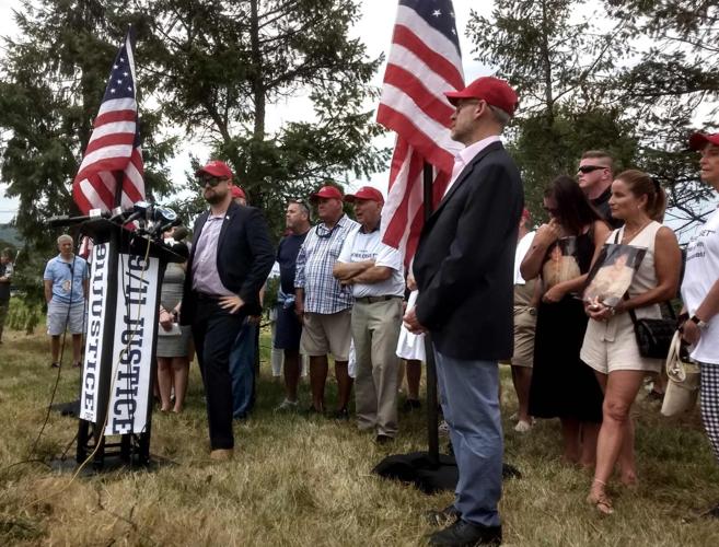UPDATE: Protestors in Bedminster say Trump, golfers accepting 'blood ...