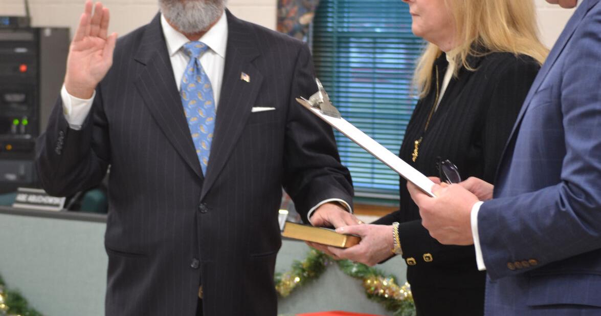 Lebanon Township Committee chooses Brian Wunder as mayor for 2025 ...