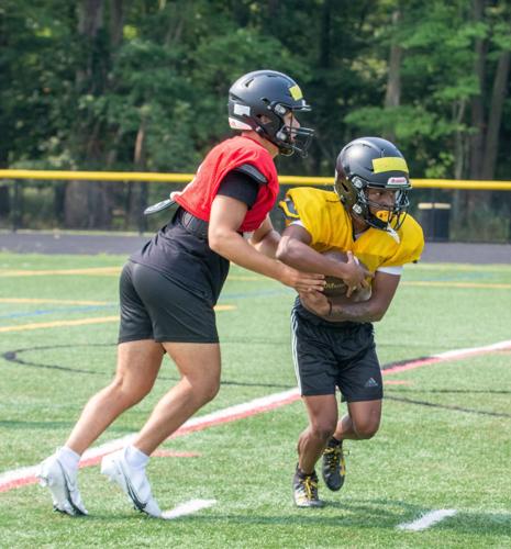Hanover Park Football: High expectations | Sports | newjerseyhills.com