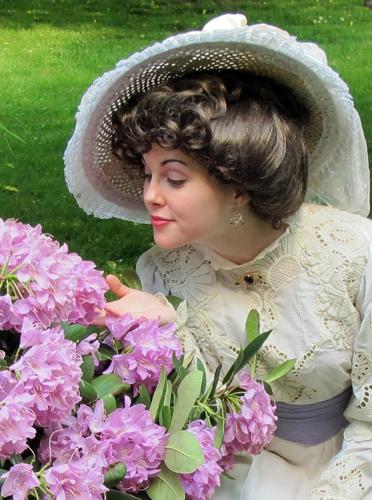 Local opera company offers a light touch | Entertainment ...