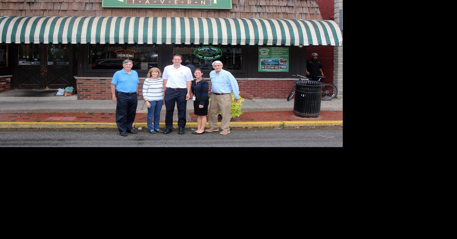 Cloverleaf Tavern ready for street fair | The Progress News ...