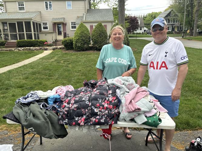Residents of Madison, the Chathams buy and sell old stuff at Town-Wide ...