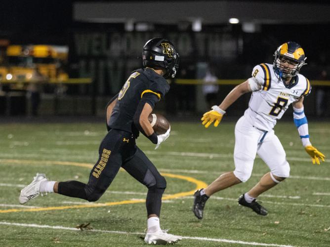 Hanover Park football team rolls into sectional final | Sports ...