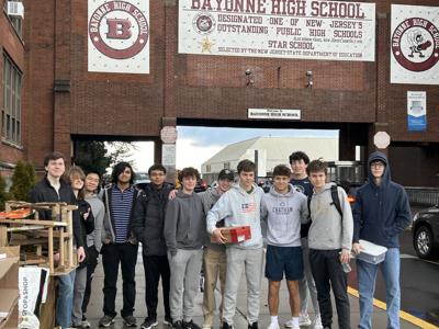 Chatham High School brings home gold medal in high school physics ...