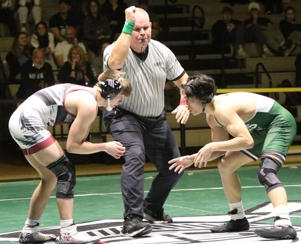 Livingston wrestles Verona | | newjerseyhills.com