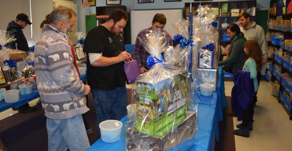 Ironia Elementary School's annual Winterfest a hit with students and ...