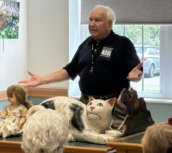 Library event shows Long Valley locals what their keepsakes are worth ...