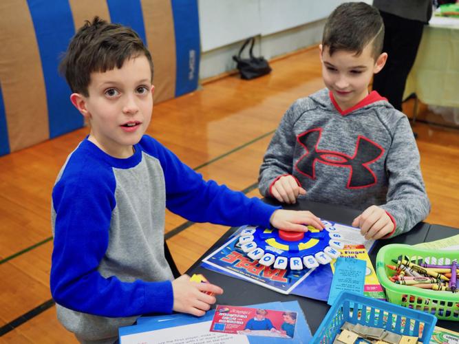 Bee Meadow School Literacy Night has students show parents how learning ...