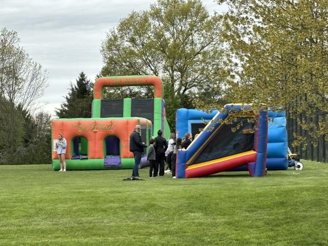 (VIDEO) Children play while adults learn history at Clinton Township ...