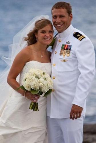 Navy Lt. Maurin Utz weds Navy Lt. Zachary Scheetz | Milestones ...