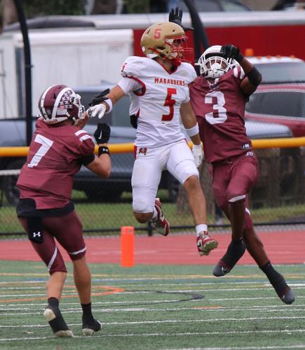 Morristown football leads unbeaten Mount Olive through 3rd quarter ...