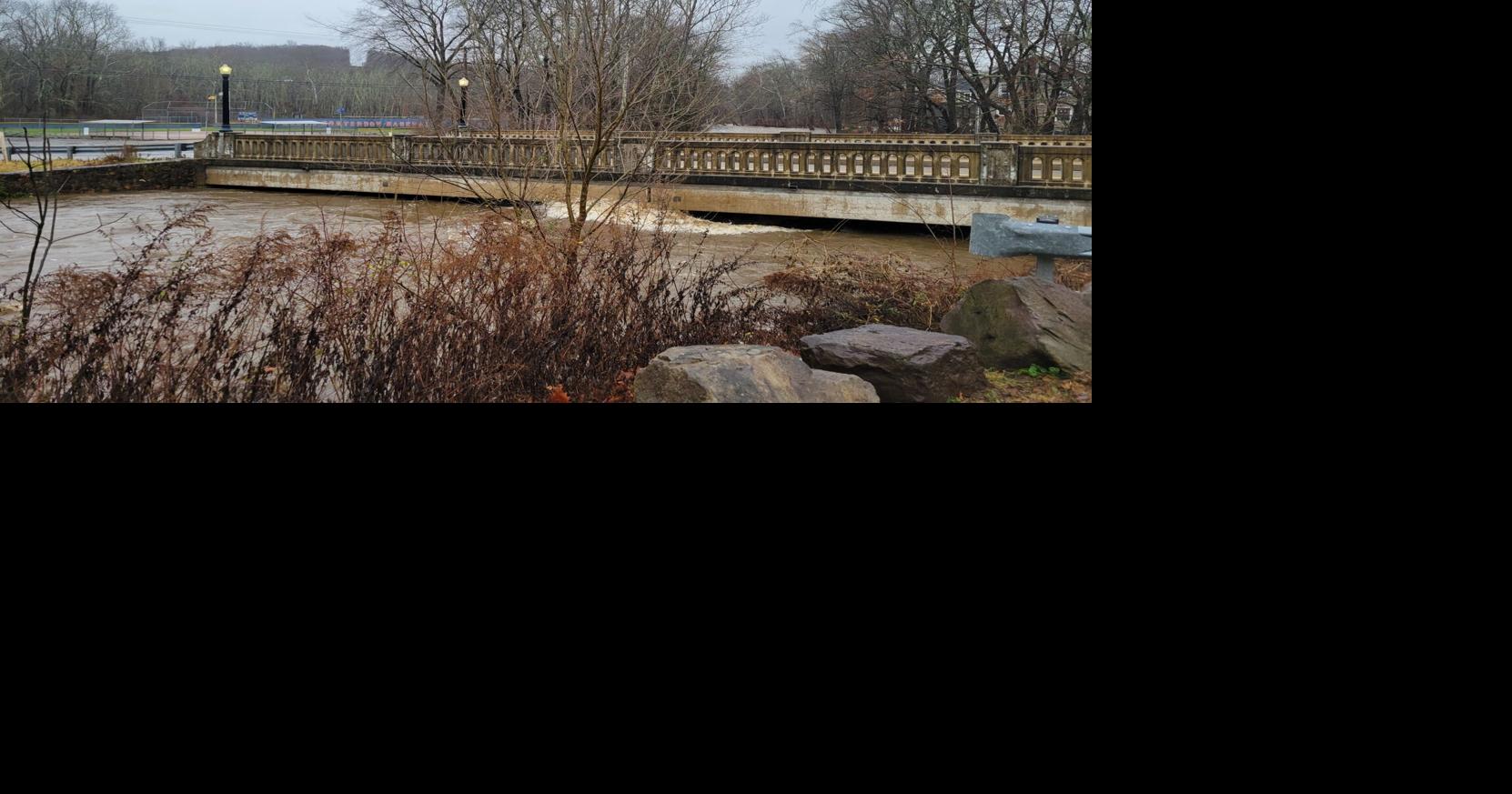 (VIDEO) Flooding in High Bridge as rainstorm continues on Monday, Dec ...