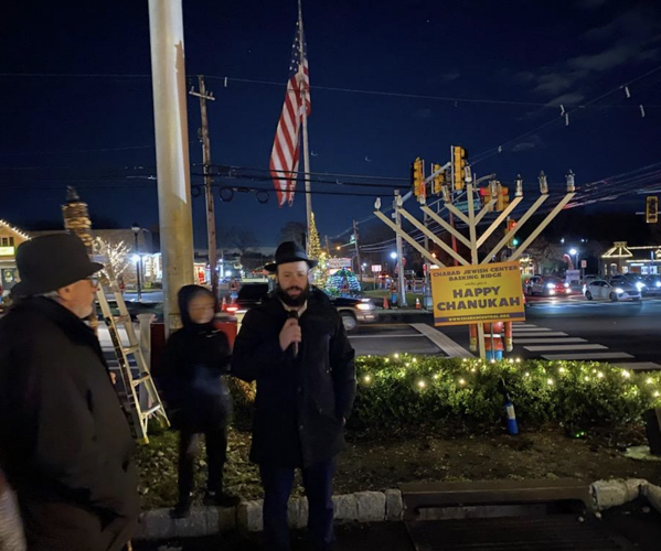 Chabad Center brings light to Warren with menorah lighting | News ...