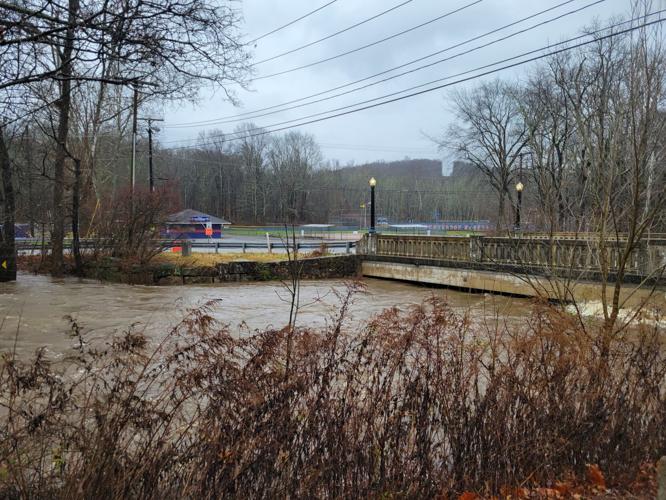 (VIDEO) Flooding in High Bridge as rainstorm continues on Monday, Dec ...