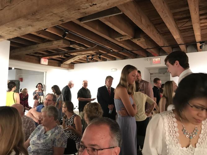 (VIDEO) Clinton celebrates the historic music hall with new film ...