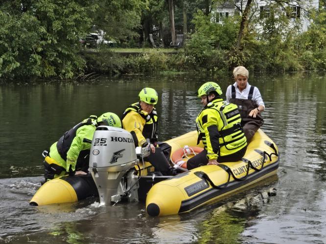 (VIDEO) Clinton hits the water for 11th Annual Hooper Canoe Race | News ...
