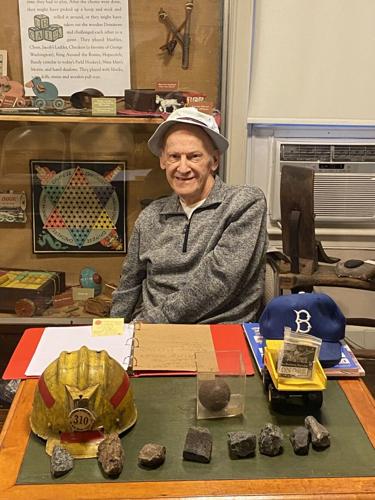 Local miner recounts his experiences for local audience | News ...