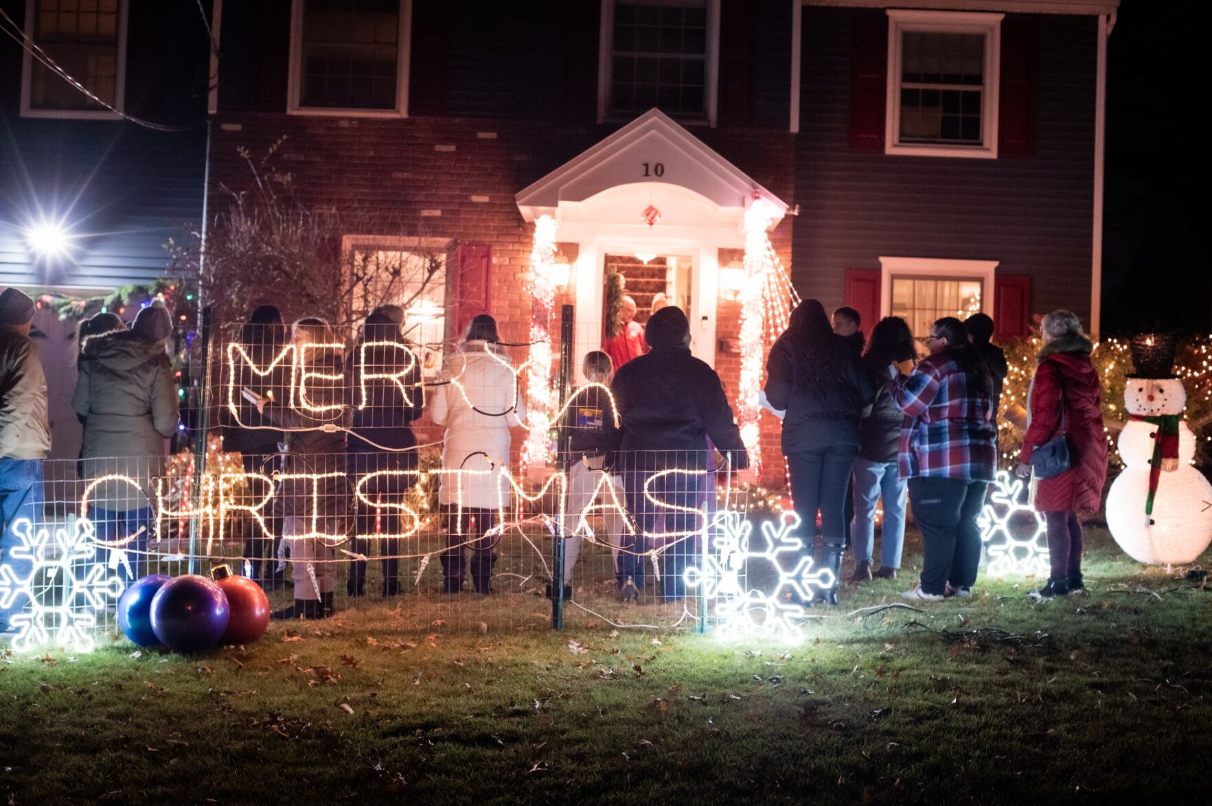 United Methodist Church in Madison members spread Christmas cheer by ...