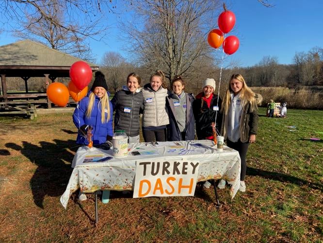 Chatham High School's Play Unified Club holds successful Turkey Dash ...