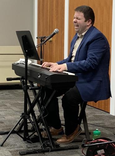 Jay Daniels performs at Long Hill Library | News | newjerseyhills.com