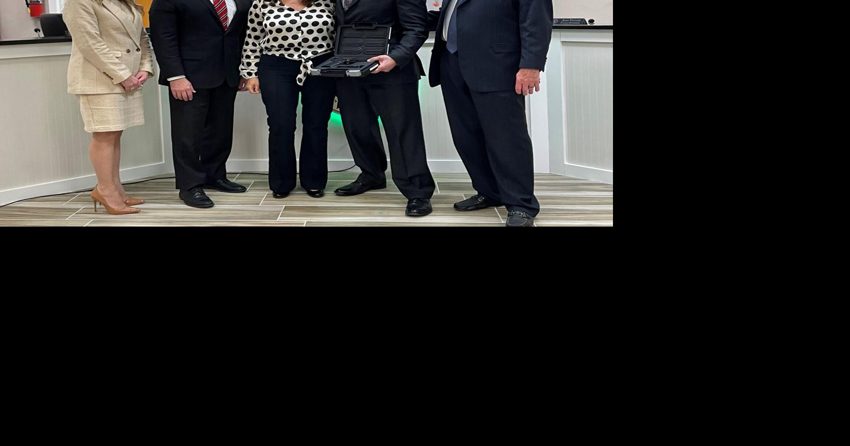 Longtime Roseland Police officer retires | News | newjerseyhills.com