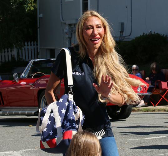 They love a parade: Just hours after near calamity, hundreds turn out ...