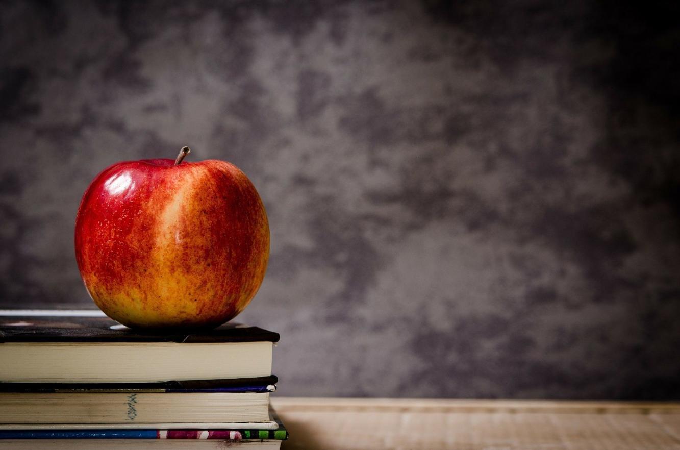 CAMPUS CORNER: Local students graduate, earn academic honors | News ...