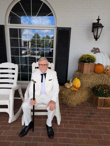 You're not seeing double: Newport man wins Col. Sanders Look Alike ...