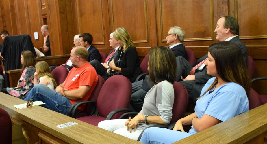 Hooper honored at portrait unveiling ceremony | News | newportplaintalk.com