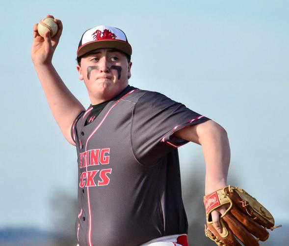 Monday's Spring Sports Action | Gallery | newportplaintalk.com