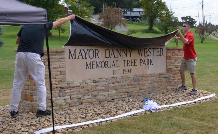 Mayor Danny Wester Memorial Tree Park | Multimedia | newportplaintalk.com