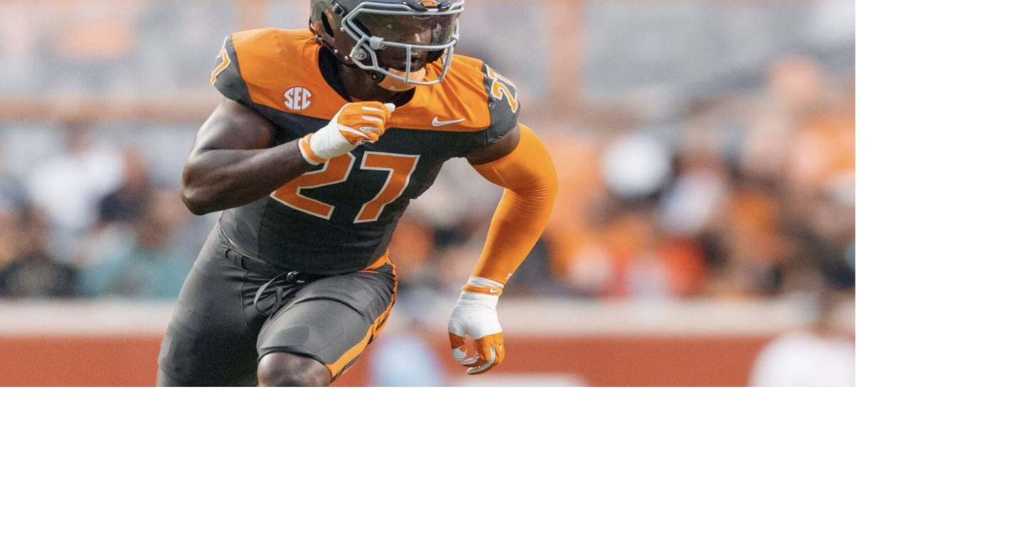 Vols DL James Pearce Jr. added to Bednarik Award Watch List ...
